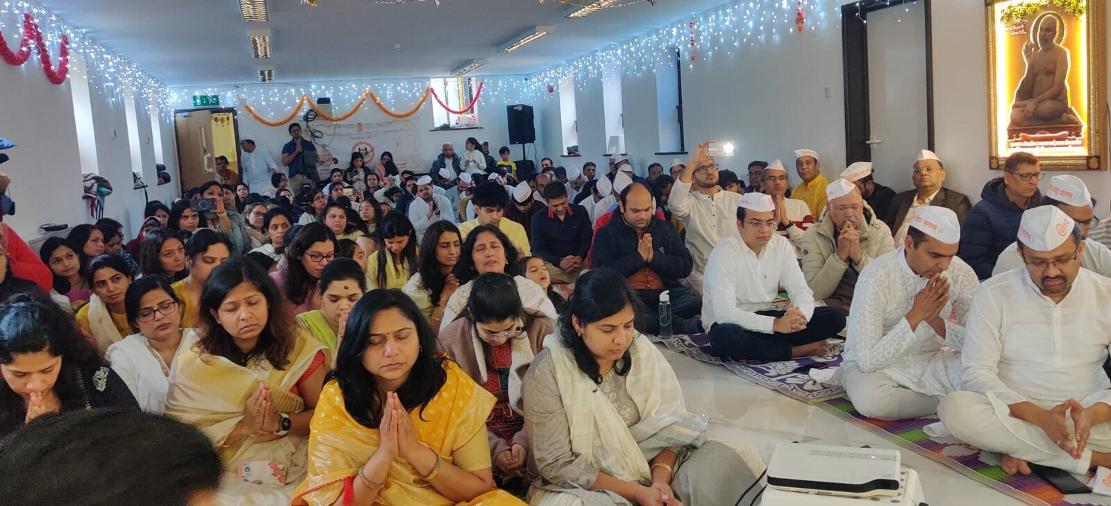 Jain temple Slough United kingdom - मेरे गुरुवर... आचार्य श्री ...